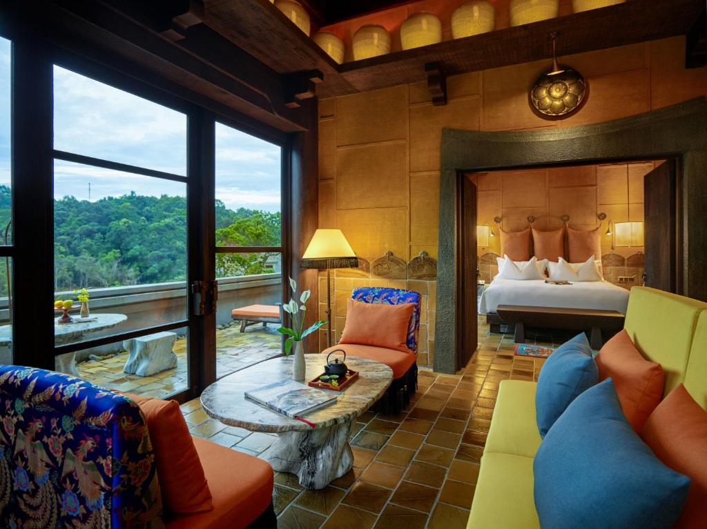 Legacy Yen Tu Hotel Uong Bi - MGallery Collection Hanoi — 리뷰 | Vietnam ...