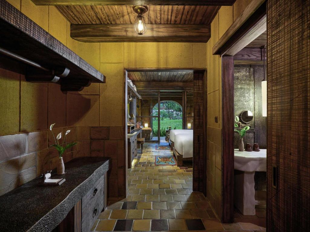 Legacy Yen Tu Hotel Uong Bi - MGallery Collection Hanoi — 리뷰 | Vietnam ...